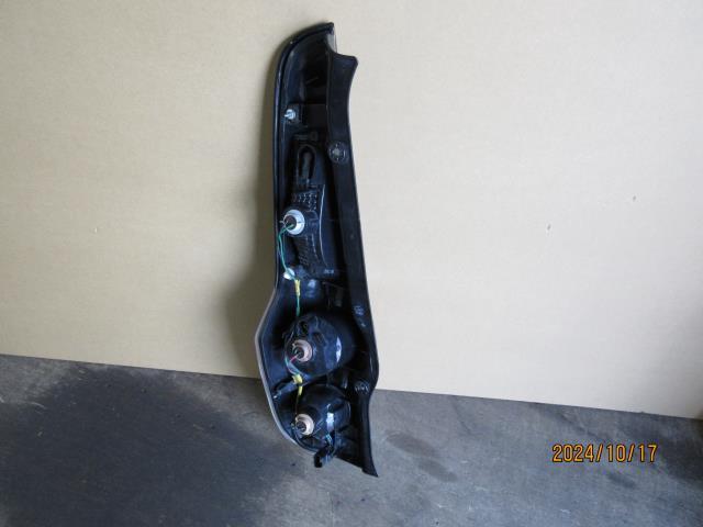 イチコ 右テールランプ（ミラ） 純正パーツ テールレンズ 81550-B2230 | カー用品 ボディパーツ テールレンズを通販で購入する ...