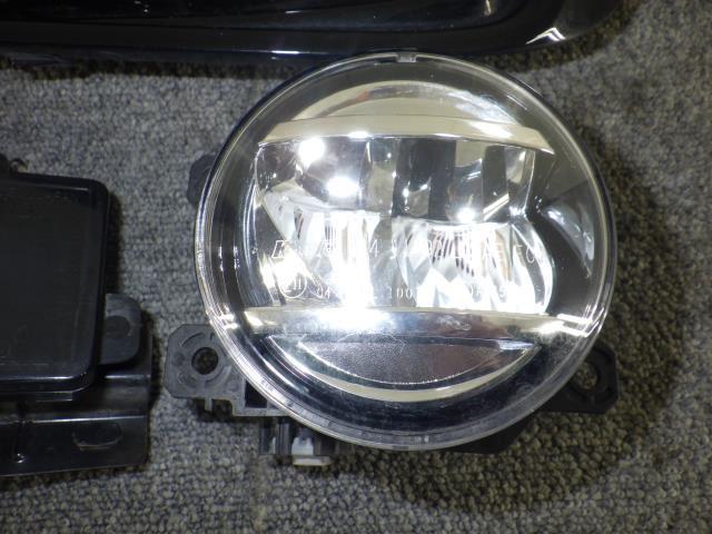 コイト 左フォグランプ（レヴォーグ） 純正パーツ フォグランプ 84501VA010 | カー用品 電装系 フォグランプを通販で購入する ...