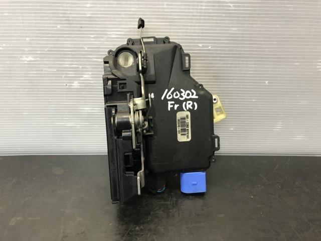 右Fドアロックソレノイド（VW ポロ） 純正パーツ その他電装系 3B2837016AA | 中古品 | 株式会社ビッグウェーブ | カー用品 ...