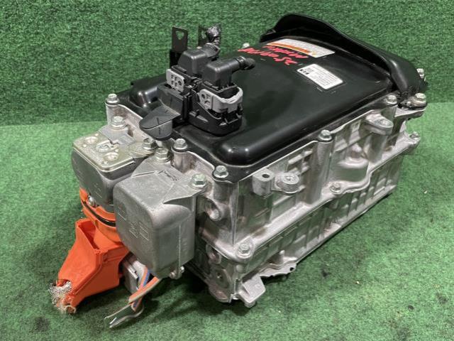 デンソー HV・EV・FCVインバーター（アクア） 純正パーツ その他電装系 G92A0-52090 | 中古品 | 株式会社ビッグウェーブ ...