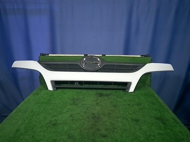 ラジエータグリル（デュトロ） 純正パーツ グリル 53111-37A01-A0 | 中古品 | エコアール | カー用品 ボディパーツ グリル ...