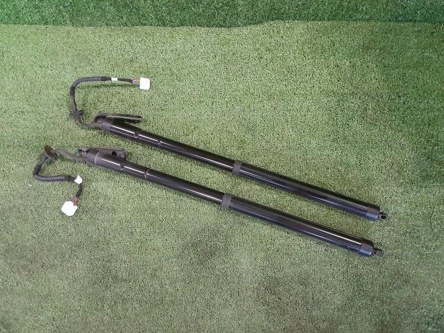 バックドアダンパー（エクストレイル） 純正パーツ その他ボディパーツ 90561-4BA1A | カー用品 ボディパーツ その他ボディパーツを ...