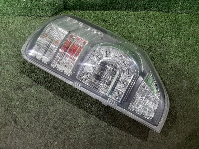 イチコー 左テールランプ（ヴォクシー） 純正パーツ テールレンズ 81151-28591 | 中古品 | 浦和自動車解体株式会社 | カー用品 ...