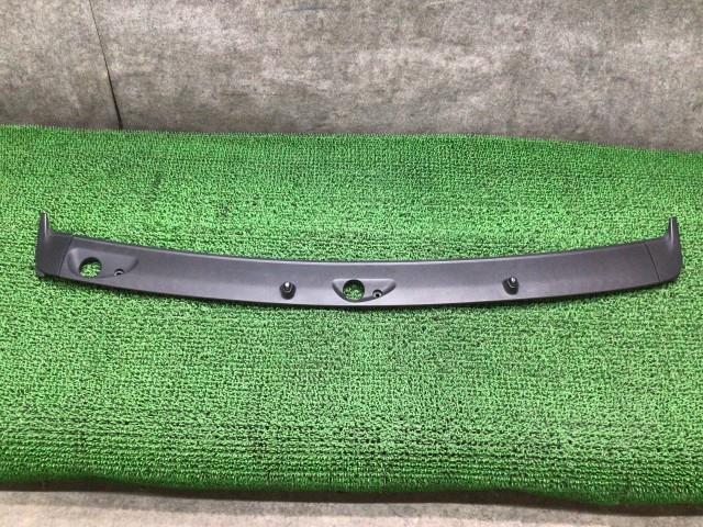 カウルトップパネル（キャリィ） 純正パーツ その他ボディパーツ 72311-82M00-5PK | 中古品 | サービスネット | カー用品 ...